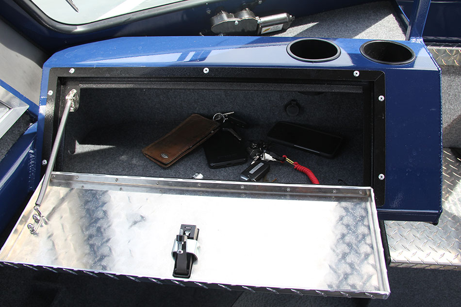 2023 Thunder Jet 200 Luxor For Sale | Alberni Power & Marine - RPM Group